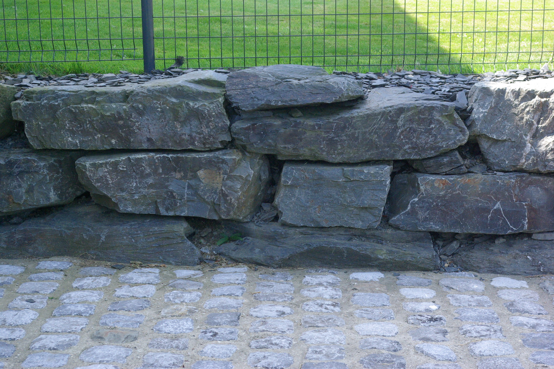 Pierre de soutènement de talus | Carrière Des Rochettes
